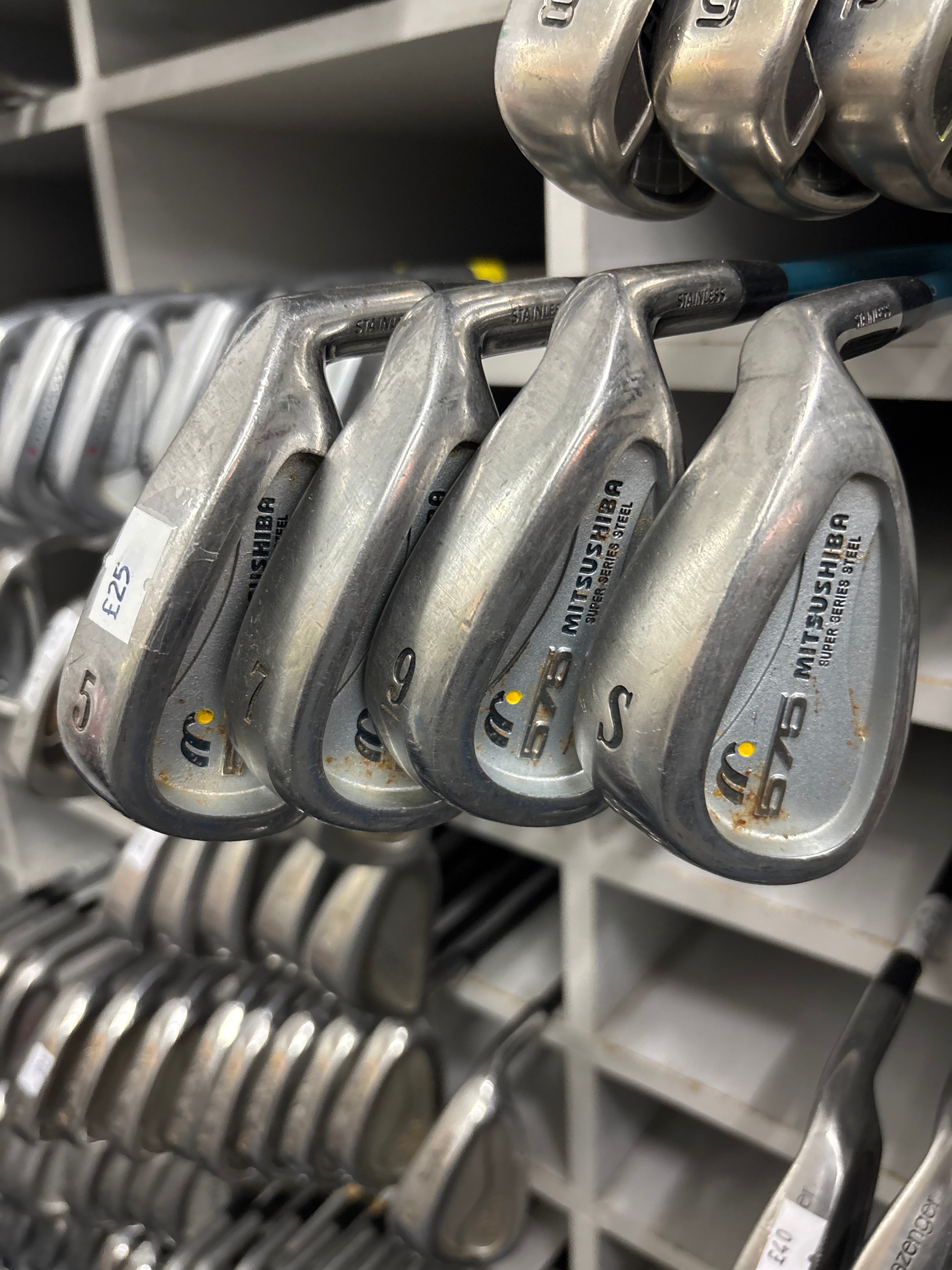 MITSUSHIBA SUPER SERIES STEEL HALF SET (5,7,9,SW) (Regular GRAPHITE Fl ...