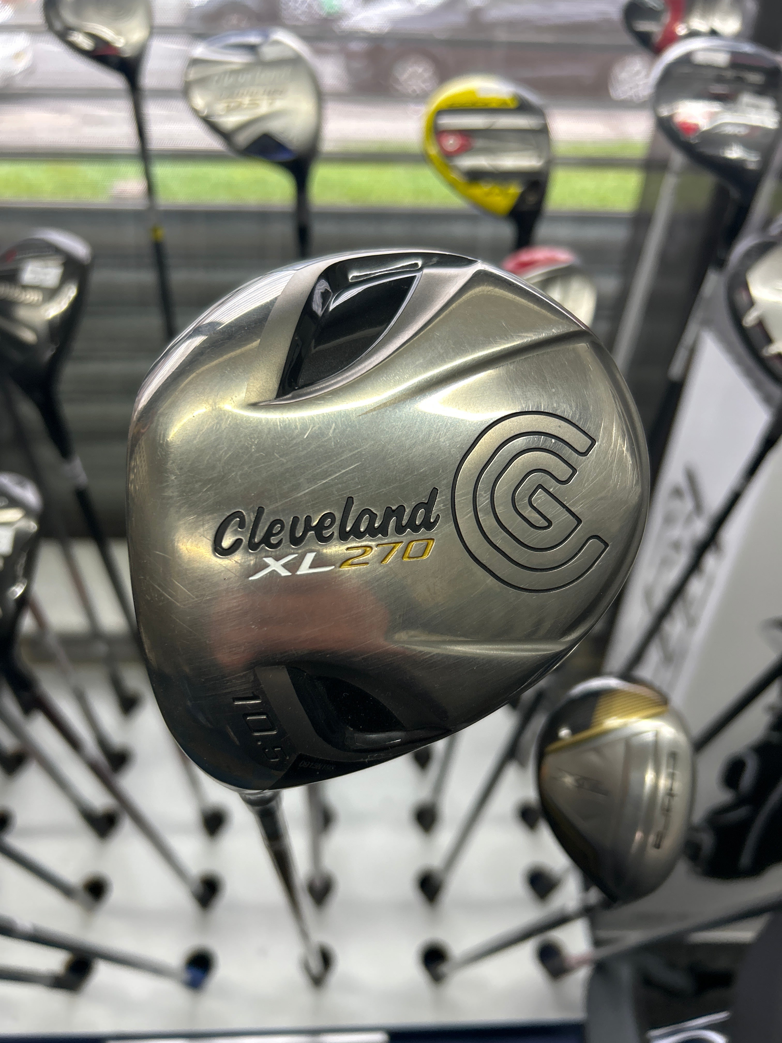 Cleveland XL 270 10.5 DEGREE (REGULAR FLEX) (LH) – Eagle Golf Centre Leeds